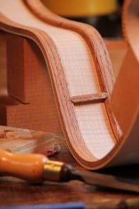 Guitar Kerfing VS Solid Linings - The Art Of Lutherie