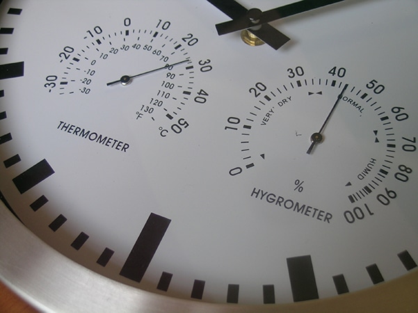 Guitar Humidity (The Ultimate Guide) - The Art Of Lutherie