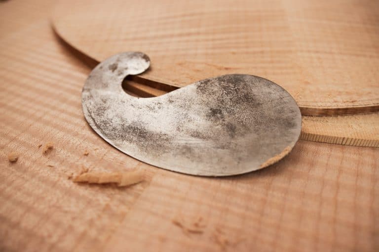 Card Scrapers - Types, Uses, & How To Sharpen (The Ultimate Guide)