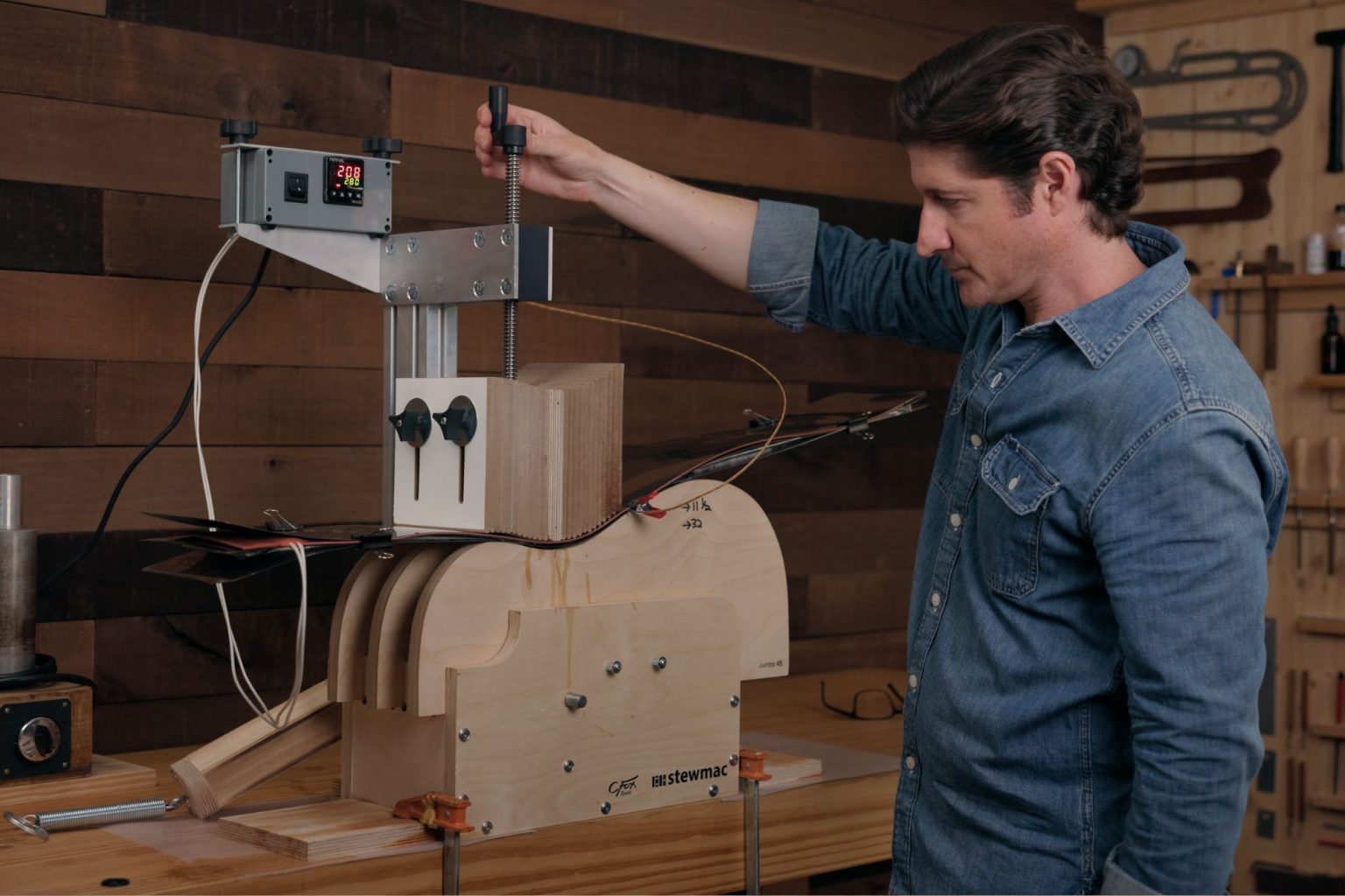 Guitar Side Bending Tools: Ultimate Luthier's Guide